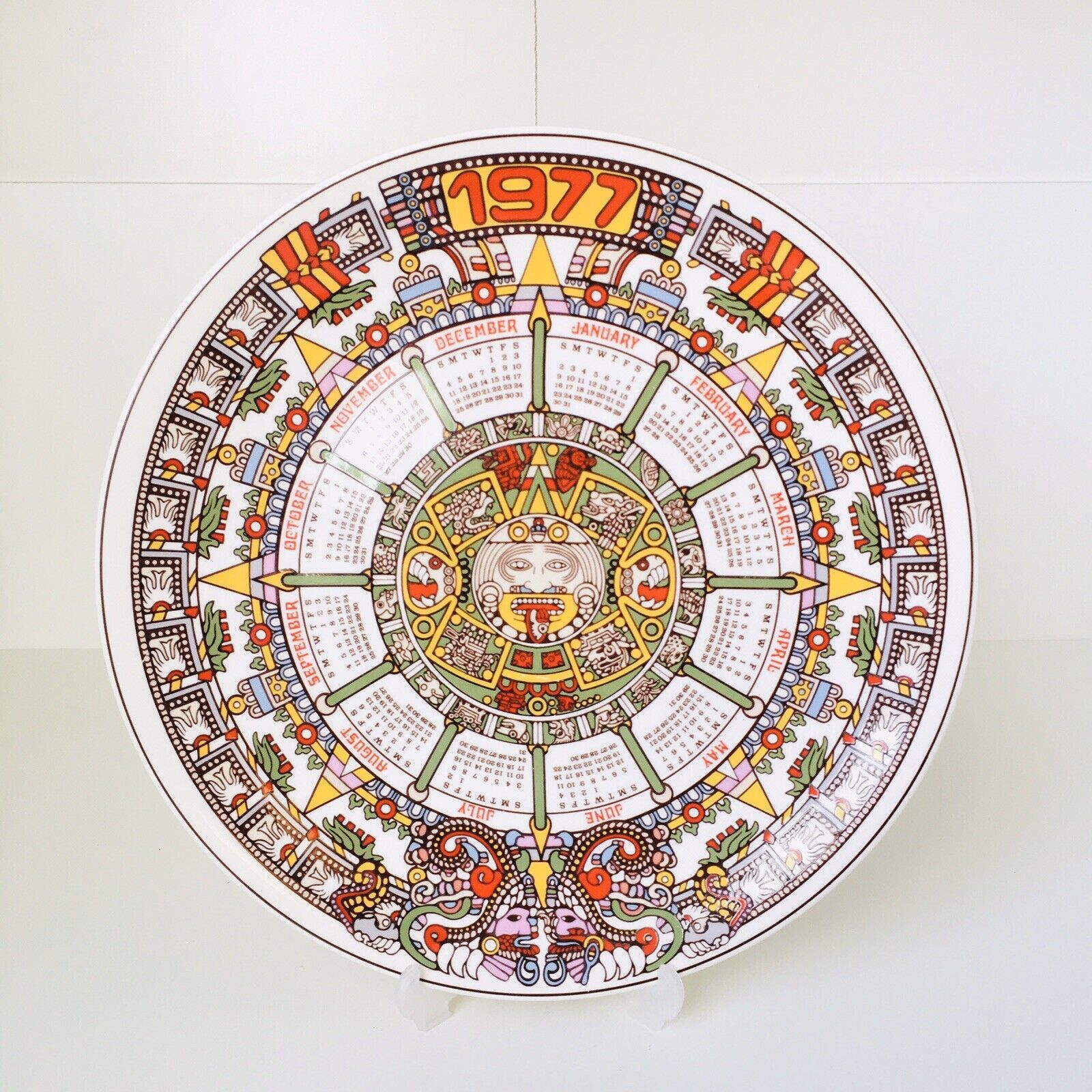 VINTAGE WEDGWOOD 1977 Tonatiuh Calendar Wall Plate Birthday Gift Aztec ...