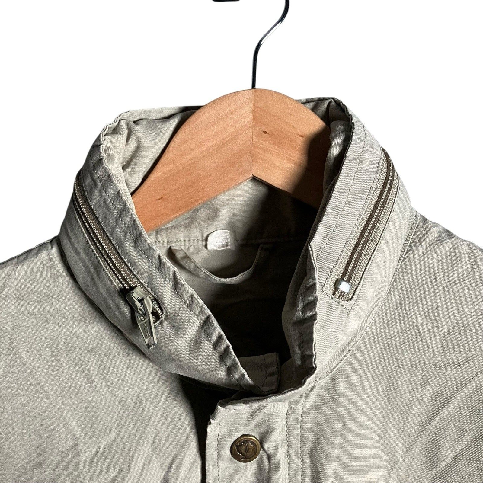 Vintage Fjallraven Chore Jacket Mens Size M/L 46 Beige Snap Button Logo ...